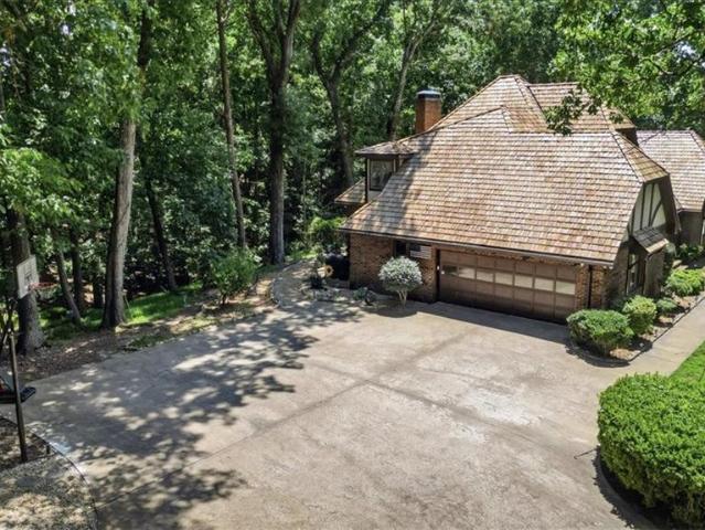 4525 Mountain View Road