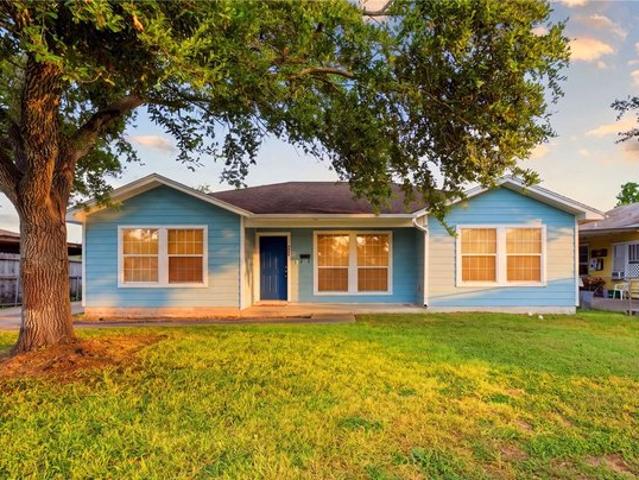4525 Angela Dr, Corpus Christi, TX 78416