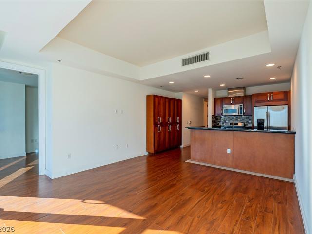 4525 dean martin drive 1405