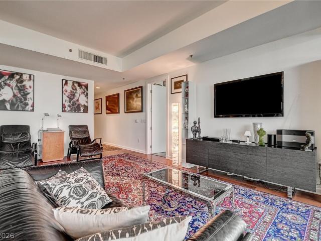 4525 Dean Martin Drive 2909