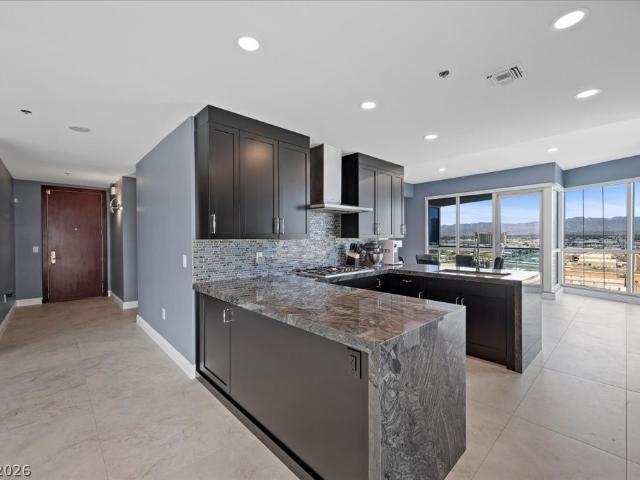 4525 Dean Martin Drive 2100