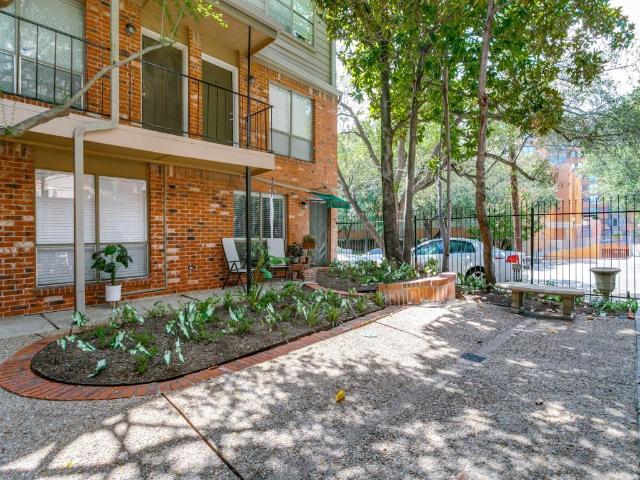 4525 Gilbert Ave, Unit 203, Dallas, TX 75219 | MLS #21179 | Compass