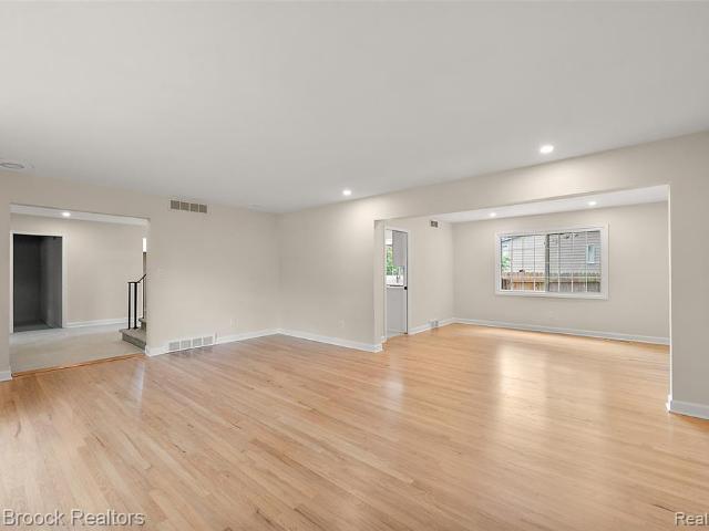 4525 Valleyview Drive