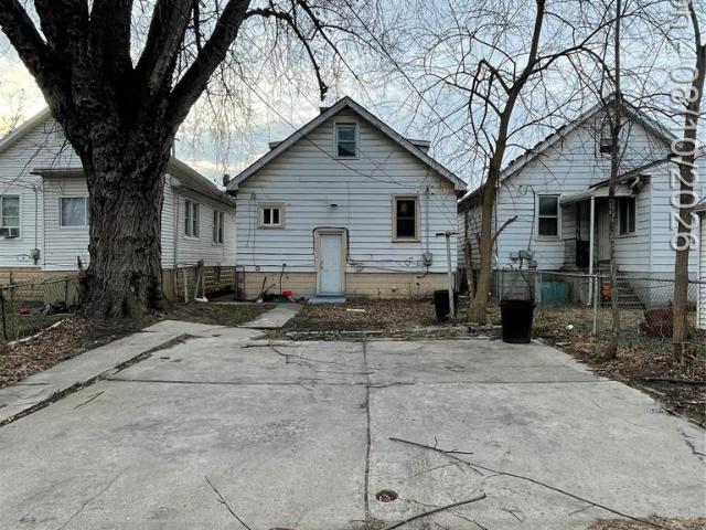 4525 6th Street