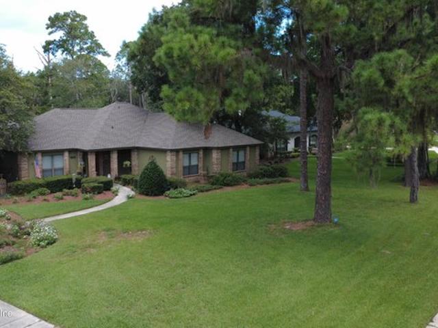 4526 Oak Bay Dr W, Jacksonville, FL 32277
