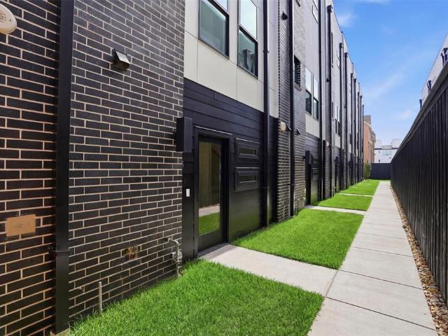 4526 Cabell Dr, Unit 104, Dallas, TX 75204 | MLS #21231