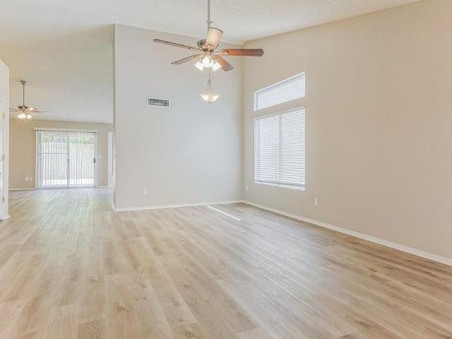 4526 E Towne Lane