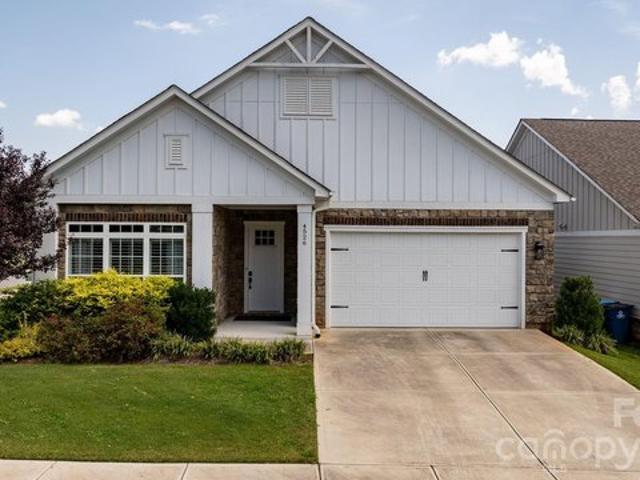 4526 Stellata Loop, Sherrills Ford, NC 28673
