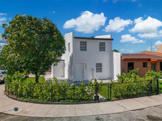 4527 NW 191st Ter, Miami Gardens, FL 33055