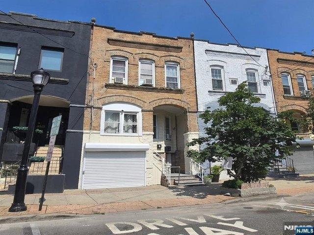 4527 Brown St, Union City, NJ 07087