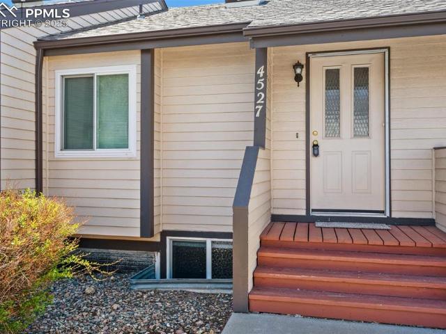 4527 Lamplighter Cir, Colorado Springs, CO 80916 | MLS #1017 | Compass