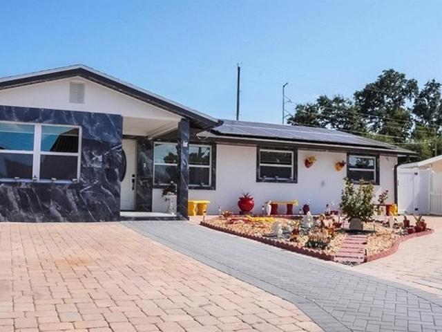 4527 W Elm St, Tampa, FL 33614