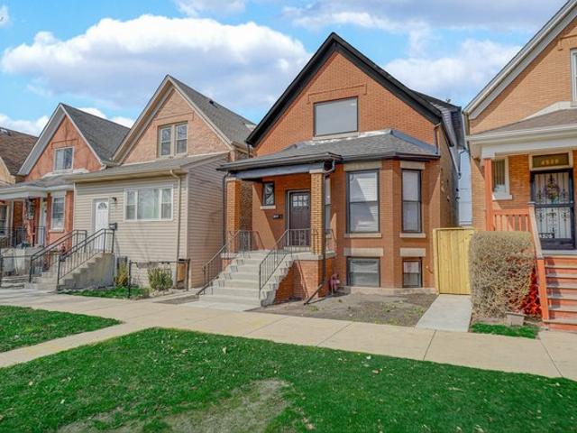 4528 W Maypole Ave, Chicago, IL 60624