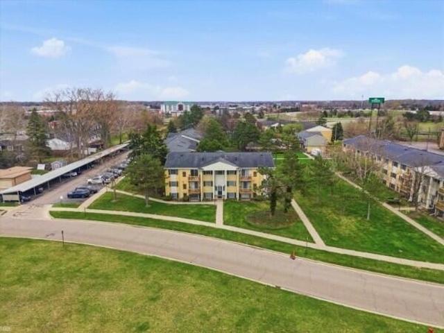 45290 Keding St, Utica, MI 48317