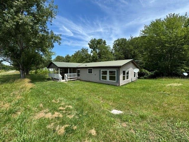 45290 Minerton Rd, Vinton, OH 45686