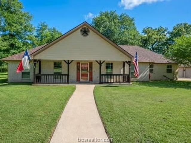 4529 Quiet Waters, North Zulch, TX 77872