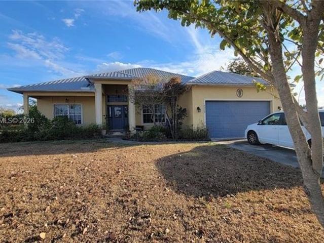 4529 Springview Cir, Labelle, FL 33935