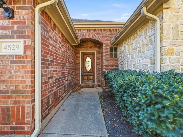 4529 Worchester Lane