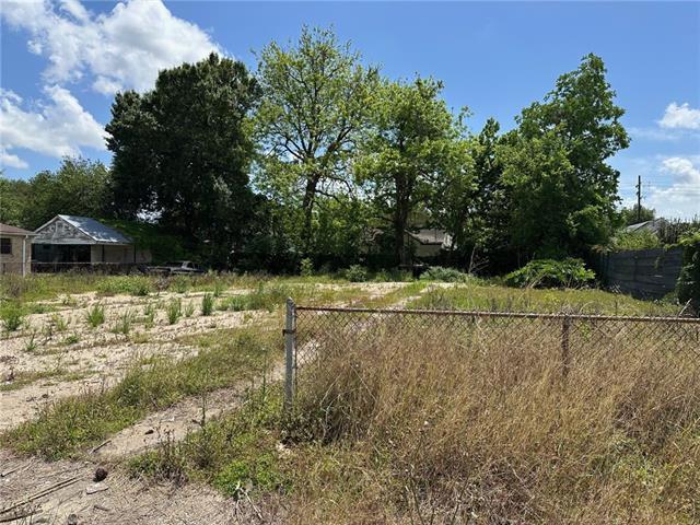 4520 Marais St, New Orleans, LA 70117 | MLS #2554 | Compass