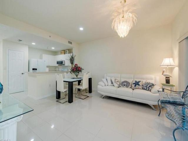 4520 Botanical Pl Cir #103, Naples, FL 34112