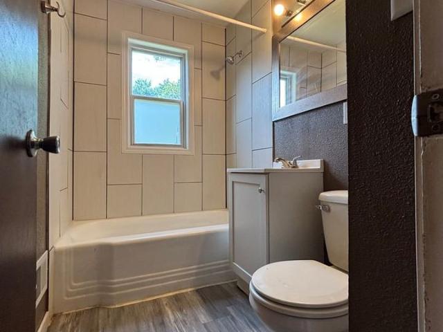 4520 Lafayette Ave 1 Bedroom Apartment for Rent at 4520 Lafayette Ave, Omaha, NE 68132 Walnut Hill