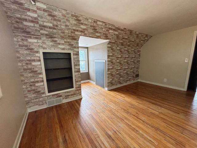 4520 Lafayette Ave 2 Bedroom Apartment for Rent at 4520 Lafayette Ave, Omaha, NE 68132 Walnut Hill