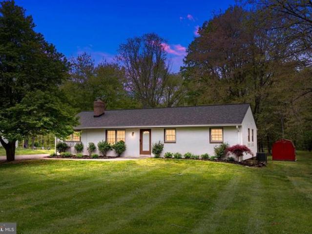 4520 Logmill Rd, Gainesville, VA 20155