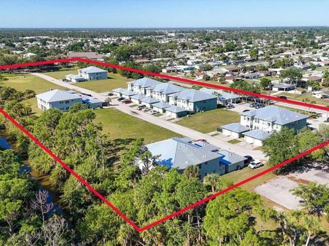 4520 S Biscayne Dr, North Port, FL 34287