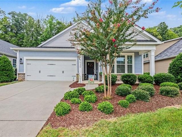 4520 Sapphire Ct, Clemmons, NC 27012