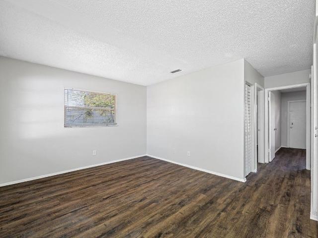 4520 76th Ave N 2 Bedroom Apartment for Rent at 4520 76th Ave N, Pinellas Park, FL 33781