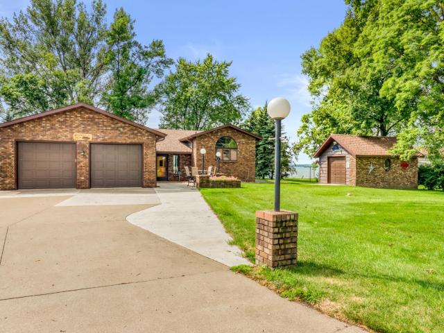 45212 N Little Pine Road