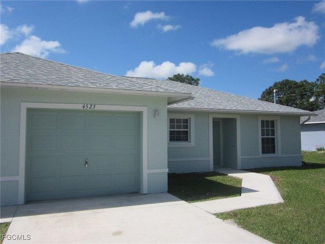 4521/452 nd St SW, Lehigh Acres, FL 33973