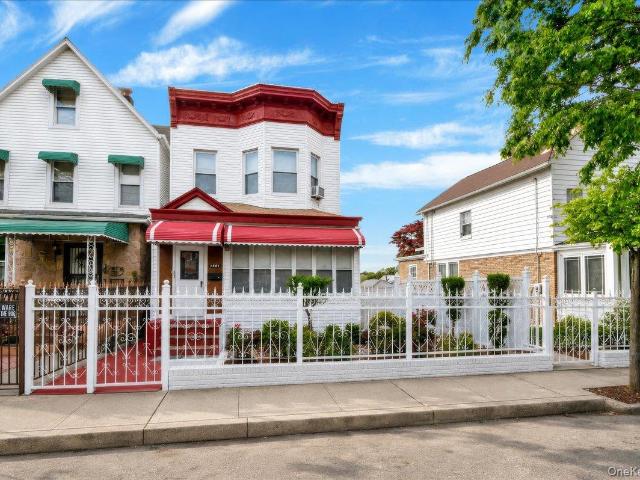 4521 Carpenter Avenue