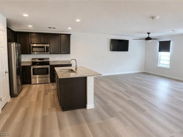 4521 Dover Straight St, Las Vegas, NV 89115