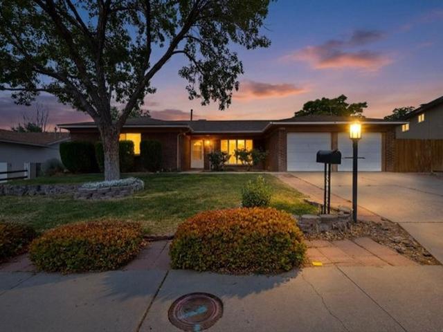 4521 Jamaica Dr NE, Albuquerque, NM 87111