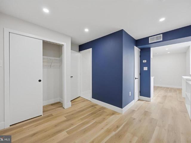 4522 Baker Street # 14