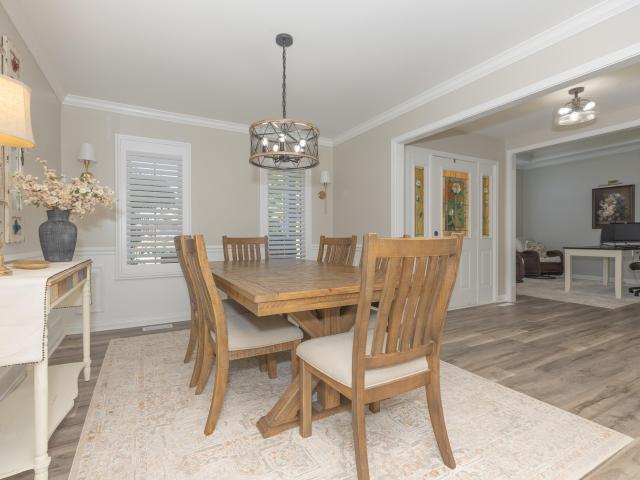 4522 Ivy Glenn Drive