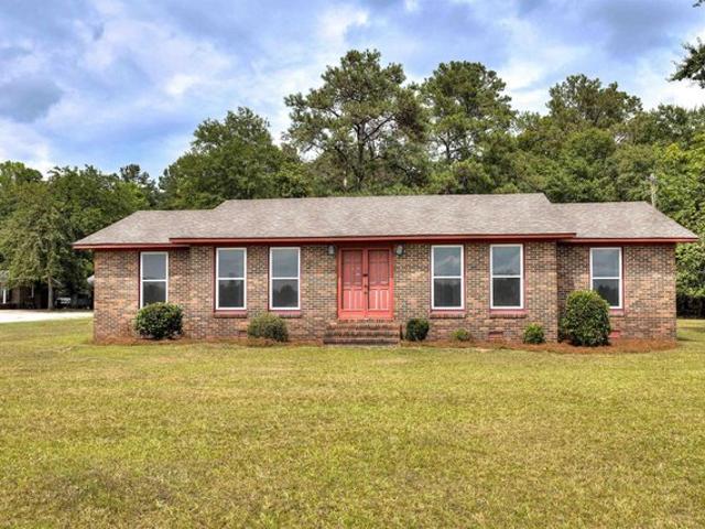 4522 Stagecoach Rd, Effingham, SC 29541