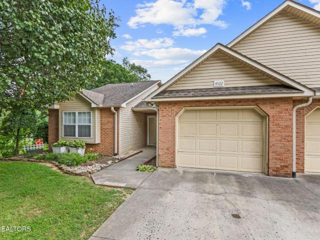 4522 Shamus Way