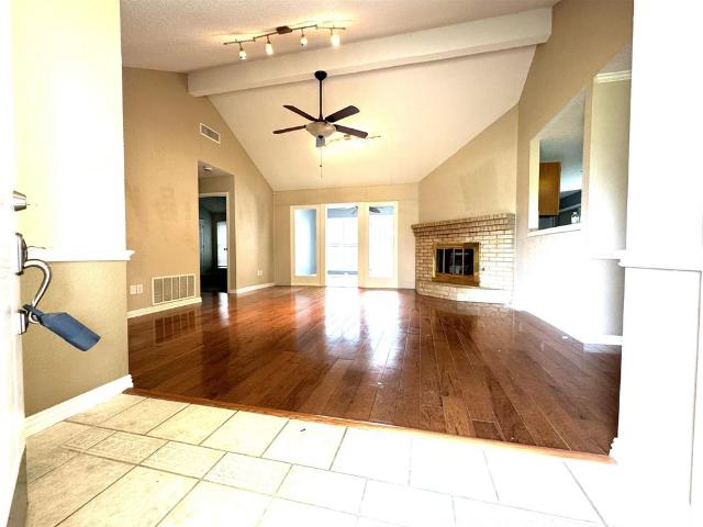 4522 Westlake Drive