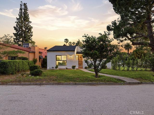 452 Colman St, Altadena, CA 91001 | MLS #CV26073 | Compass