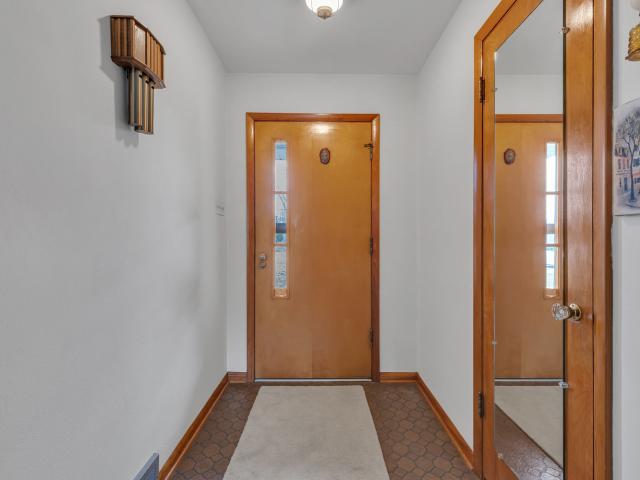 452 Center Grange