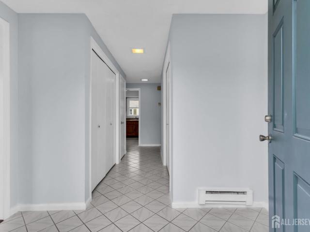 452 A Roxbury Lane