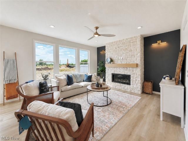452 Bordeaux Boulevard