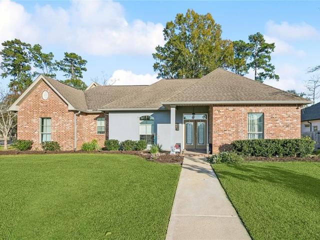 452 Belle Pointe Drive