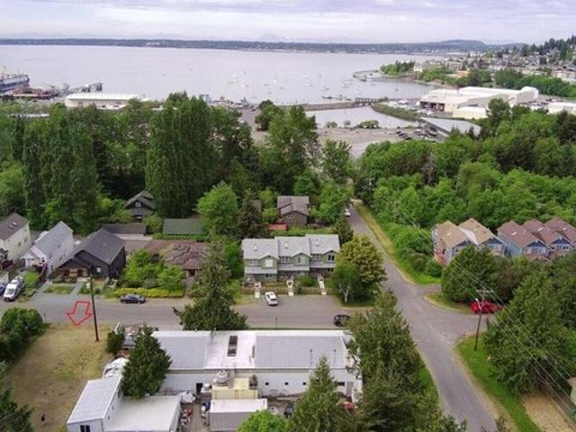 452 Donovan Ave, Bellingham, WA 98225