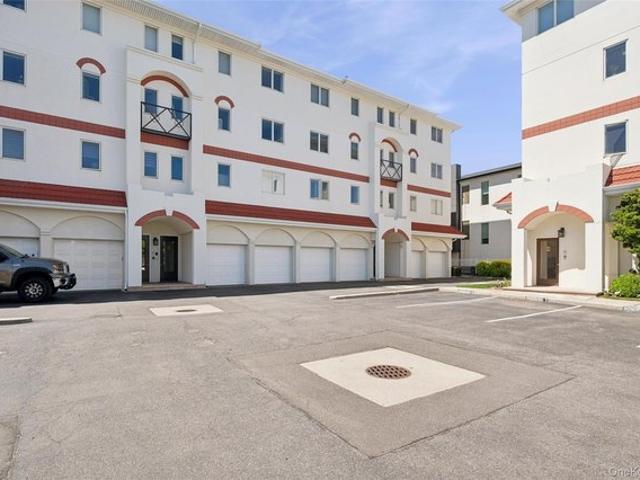 452 Oceanfront Unit 102, Long Beach, NY 11561