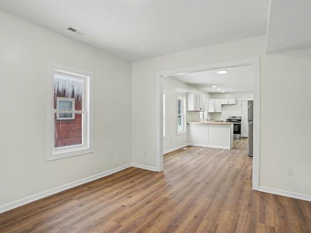 452 Leonard Avenue