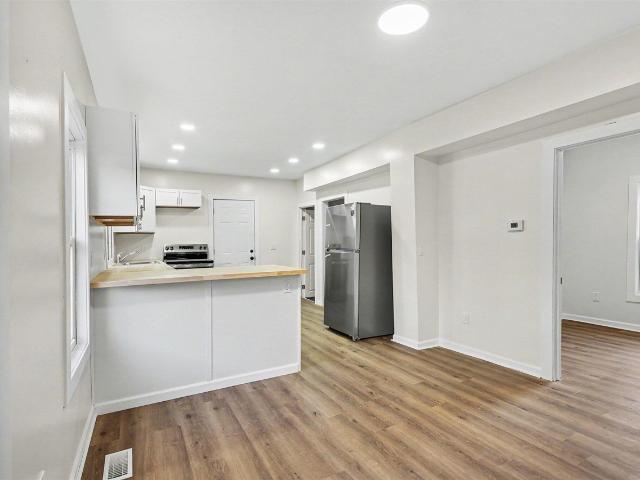 452 Leonard Avenue