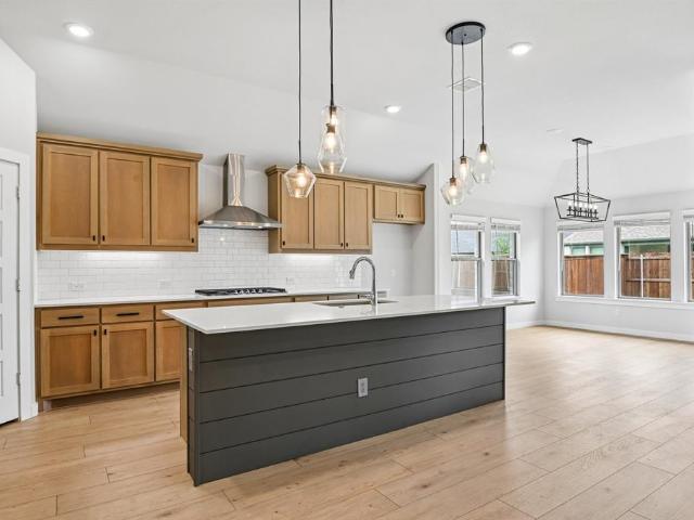 452 Leopold Trail